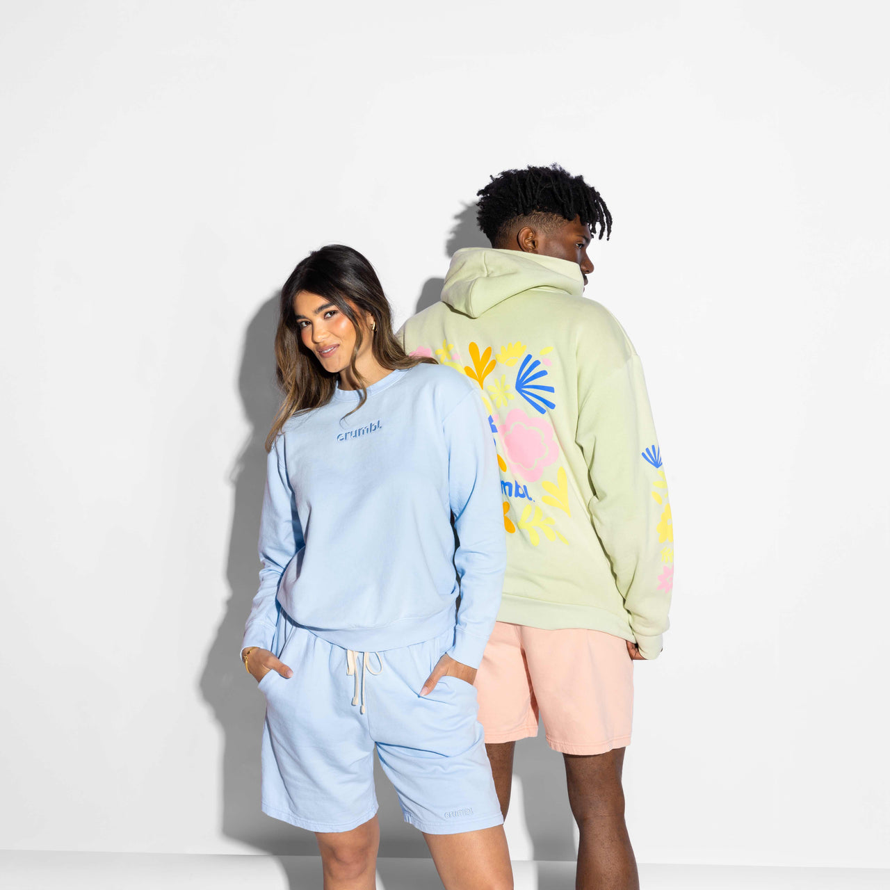 Home – Crumbl / Merch